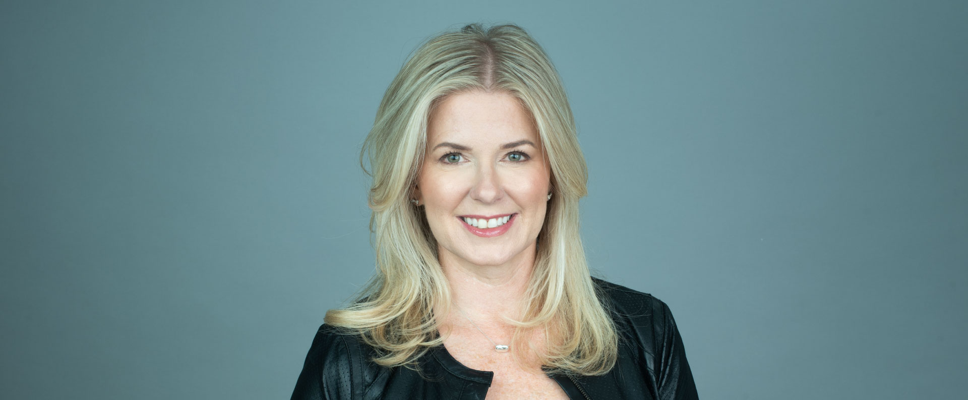 Get To Know Lara - Lara Armour